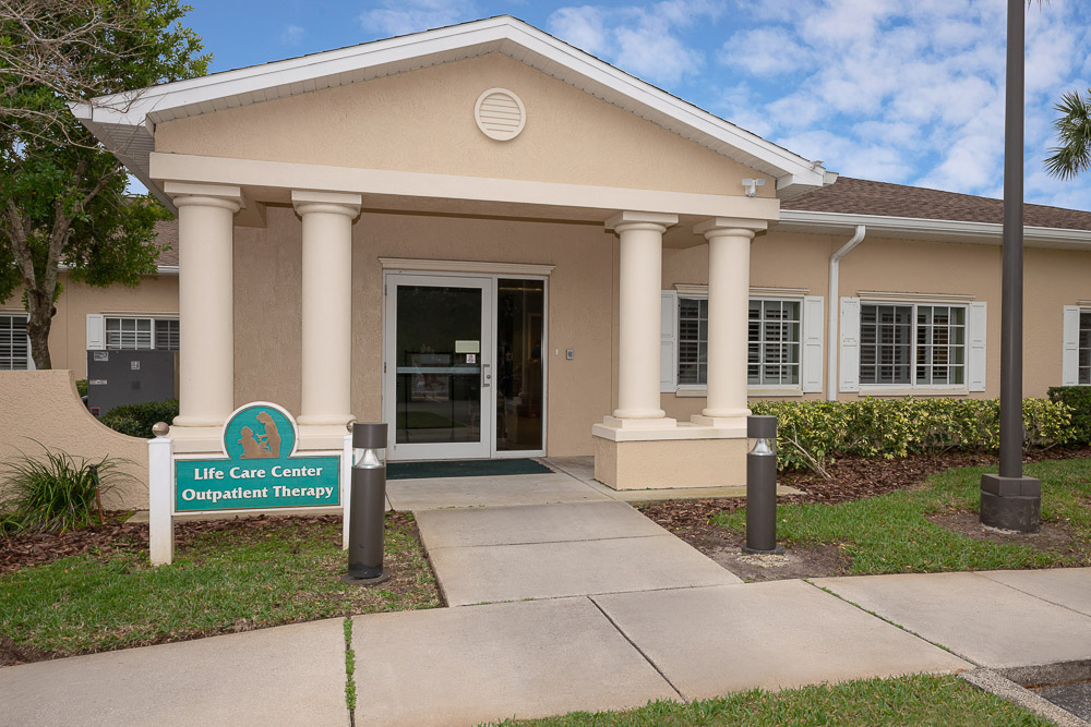 Video Tour & Photo Gallery | Life Care Center of New Port Richey