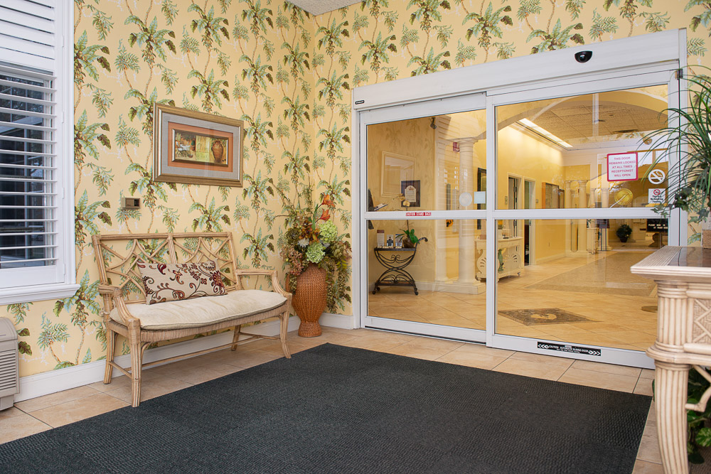 Video Tour & Photo Gallery | Life Care Center of New Port Richey