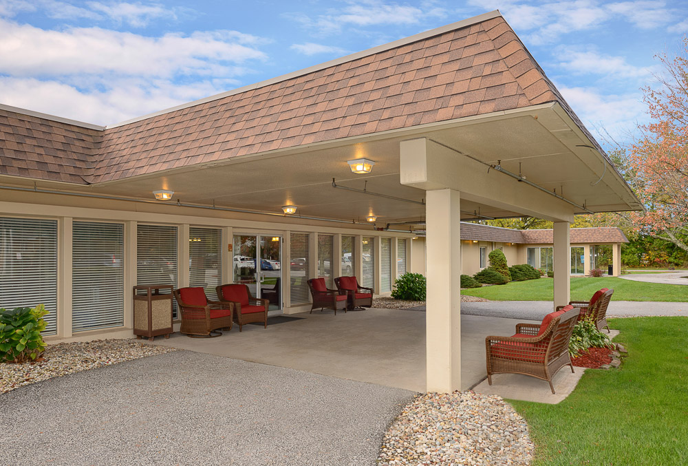 Video Tour & Photo Gallery | Life Care Center of The Willows