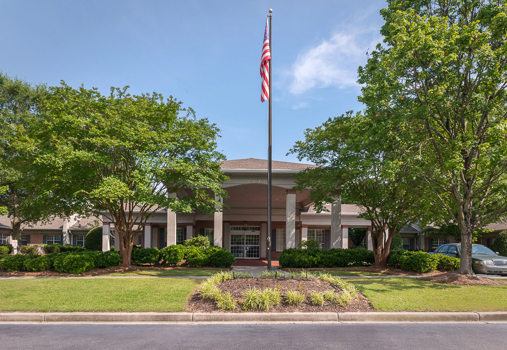 Video Tour & Photo Gallery | Life Care Center of Columbia