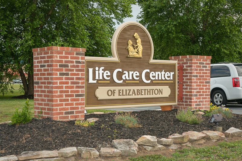 Video Tour & Photo Gallery | Life Care Center of Elizabethton